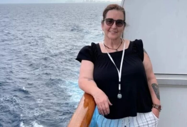 Mulher perde 35 quilos com chip no cérebro que inibe desejo de comer ...